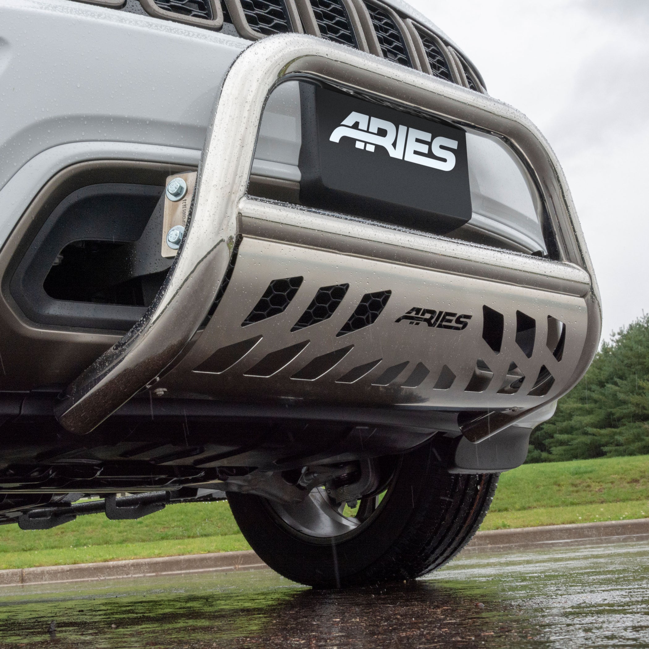 ARIES 35-9002 3in. Polished Stainless Bull Bar; Select Nissan Frontier ...